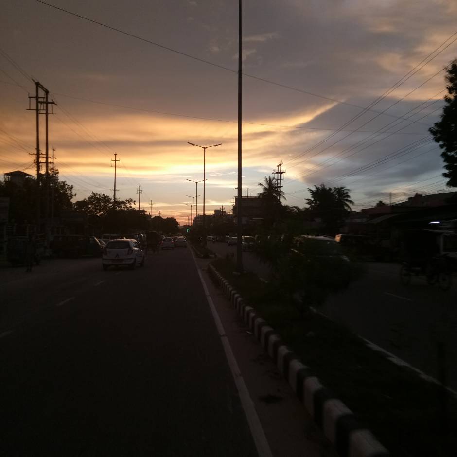 Wavy sky clicked by me with the help of a mobile camera..