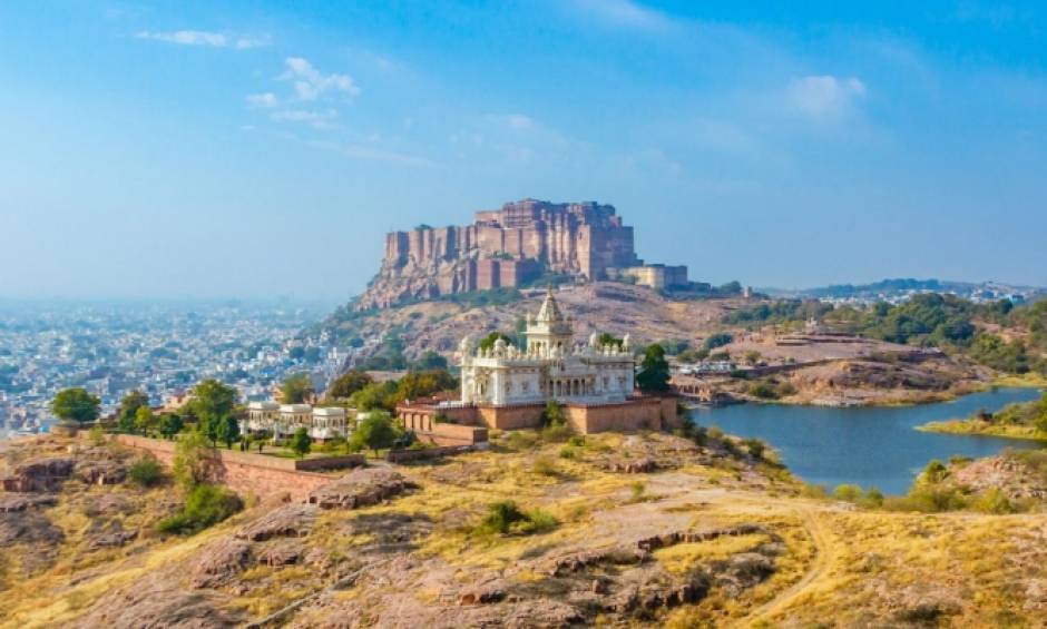 Top 5 Reasons to Visit India: Here