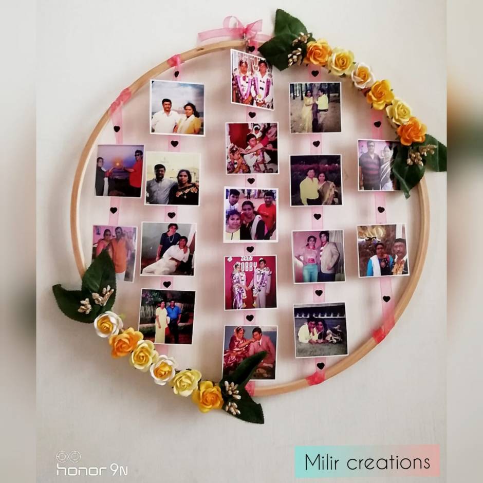 Floral wreath frame