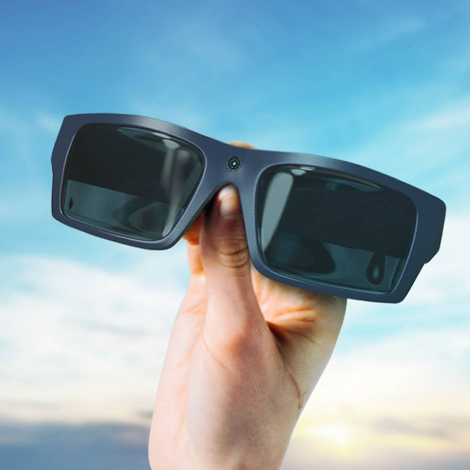 The 5 Best Reasons to Wear Camera Sunglasses This Year