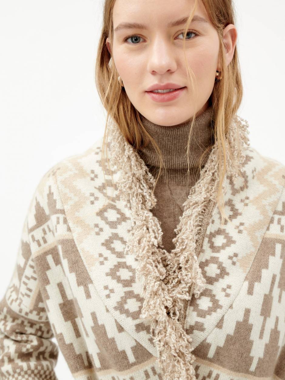 A Comprehensive Guide To Choosing Your Perfect Cashmere Ca