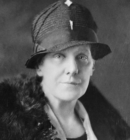 Mother's Day : History and Significance - Fuzia